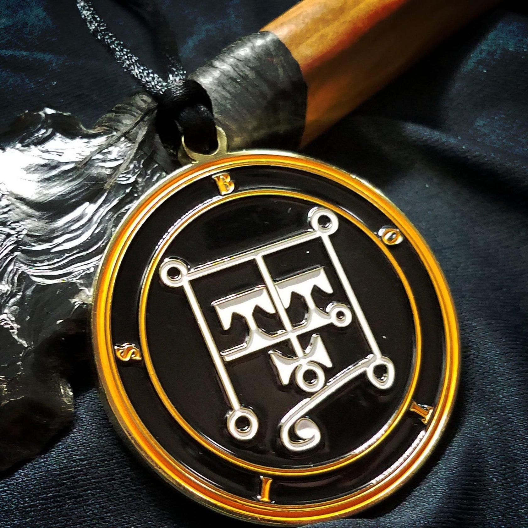 Botis Sigil Medallion: Ars Goetia Demon Seal - Goetic Impressions
